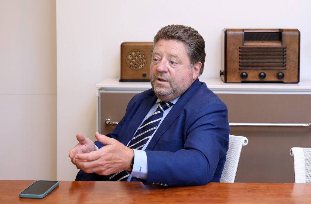 Entrevista a Lleidatv del president Javier Barberà - Col·legi de ...